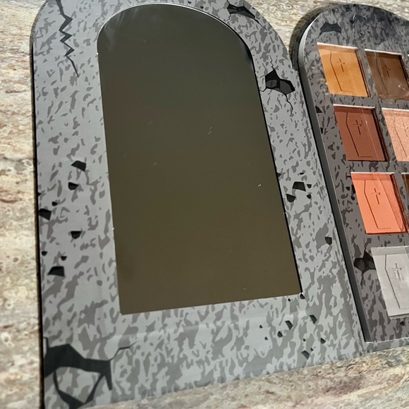 Hot Topic | Makeup | Nib Dead Inside Eyeshadow Palette By Hot Topic ...